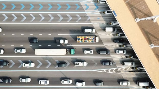 Employment tax, payroll and equity incentives | PwC Canada