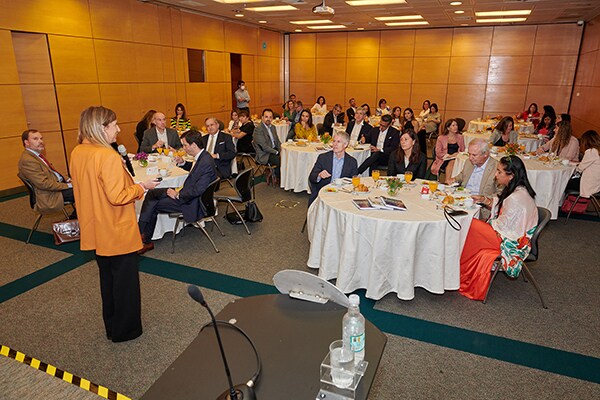 PwC Chile y CADEM dan a conocer estudio “Percepciones de Empresarios y ...