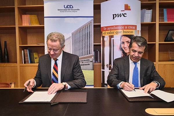 PwC Chile firma alianza estratégica con la Universidad del Desarrollo