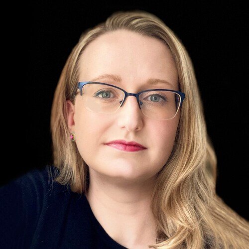 Whitney Beck's Instagram, Twitter & Facebook on IDCrawl