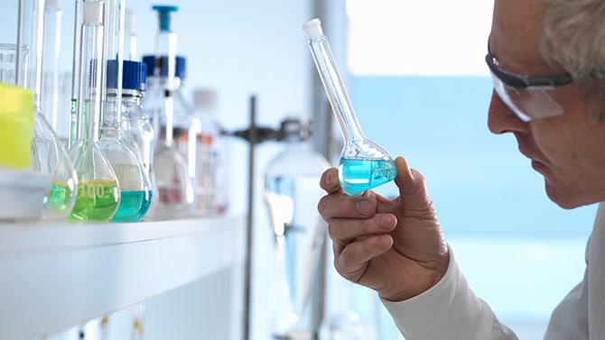 Tax and legal for Pharma & Life Sciences | PwC Switzerland