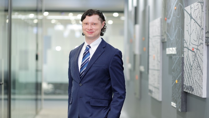 Alper Scott | PwC弁護士法人