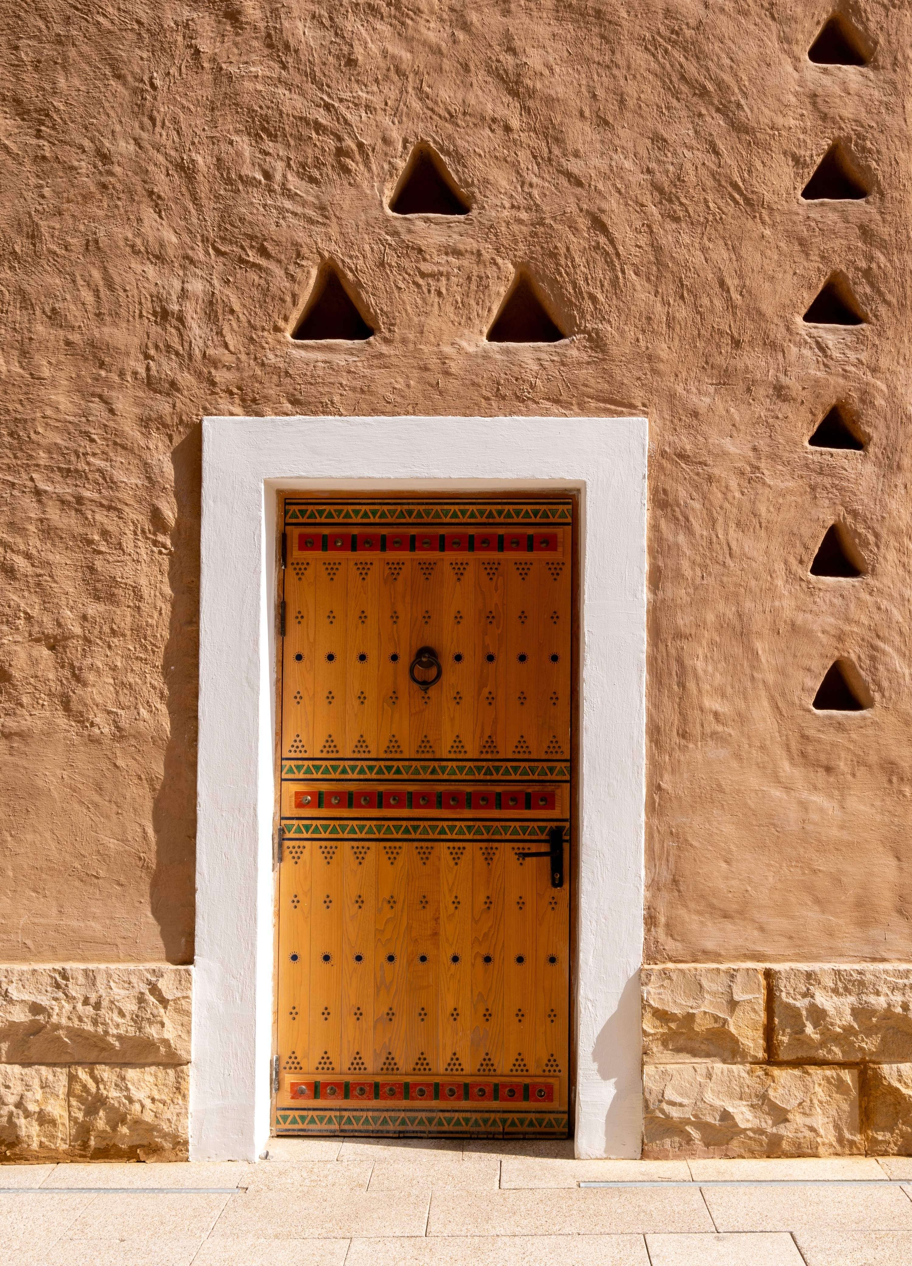 Immersive architectural tourism іn﻿ Saudi Arabia