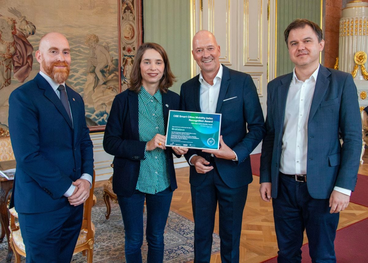 Bratislava získala ocenenie Smart Cities Mobility Index od PwC