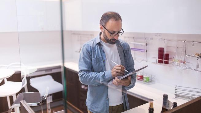AI consulting and transformation services: PwC