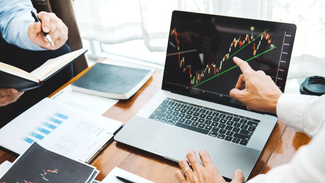 Asset and wealth management benchmarking insights - Alternatives: PwC