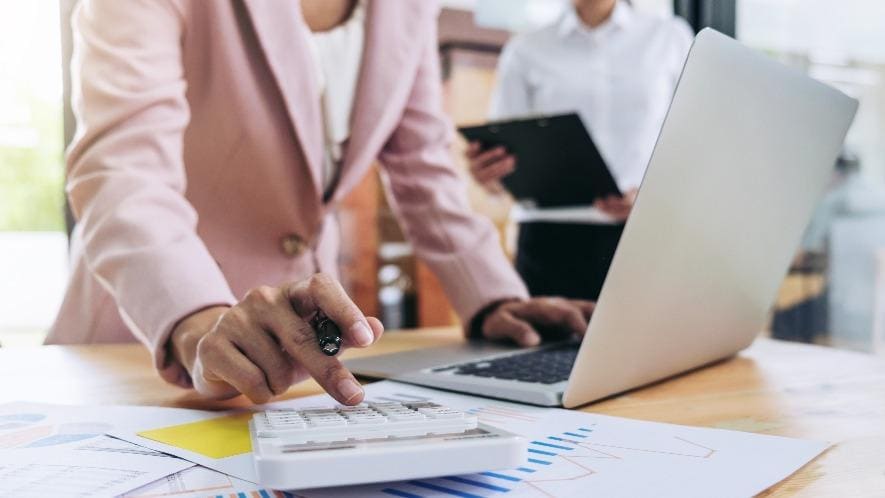 How do tariffs affect the insurance industry: PwC